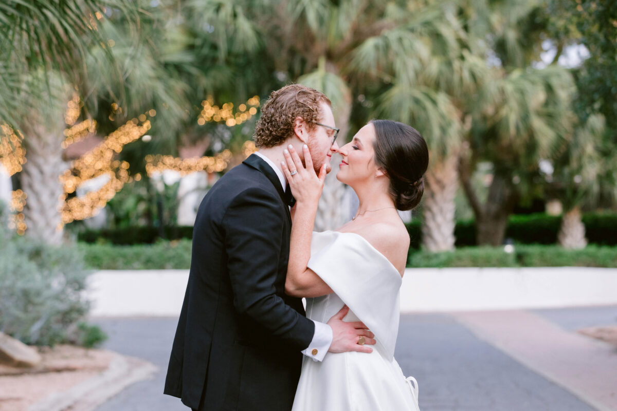 The Wedding of Claire Hargis & Cole Carpenter - The Valley Wedding Pages